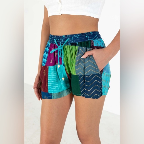 We The Free | Shorts | Vintage Patchwork Shorts Size Lxl Nwt | Poshmark